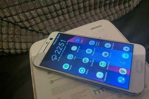 HTC 10 (рст, 4/32, silver)
