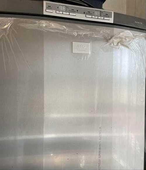 Холодильник AEG Electrolux santo новый