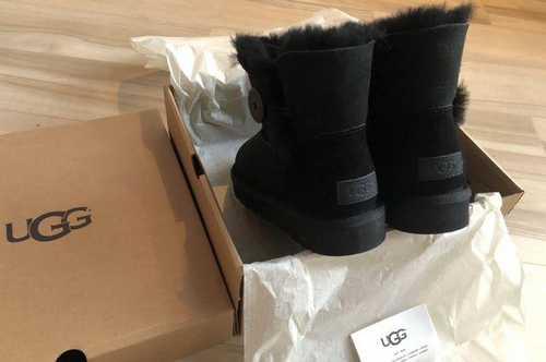 Оригинальные мини угги Ugg Australia Bailey Button