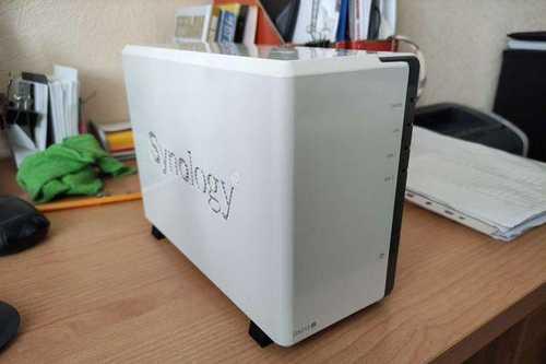 Сетевое хранилище Synology DS212J