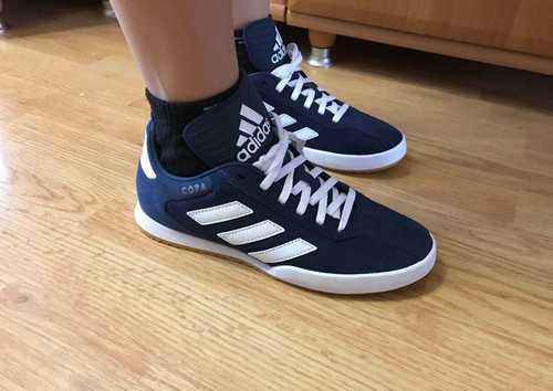 Кроссовки Adidas