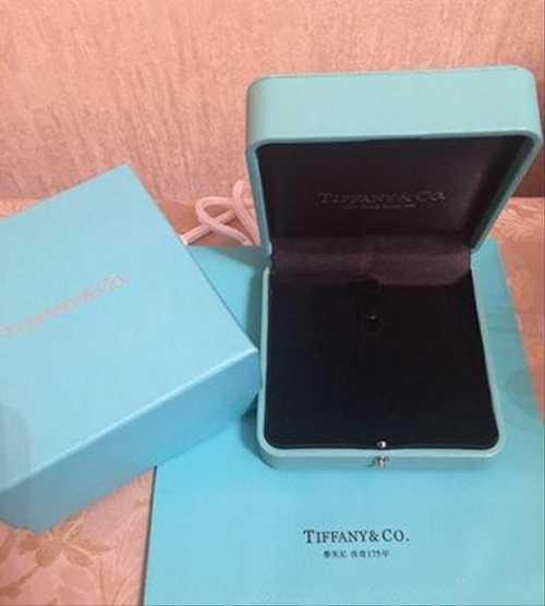 Коробка Tiffany под колье