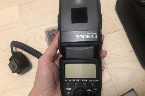 Вспышка камеры Canon Speedlite 580 EX II