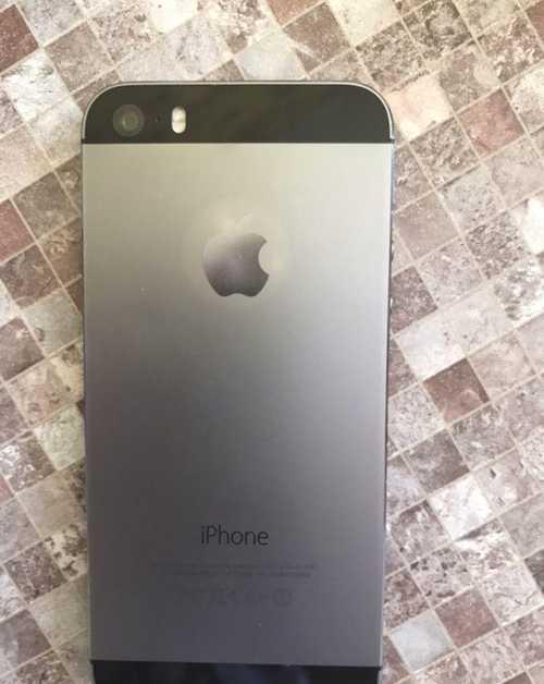 Телефон iPhone5с