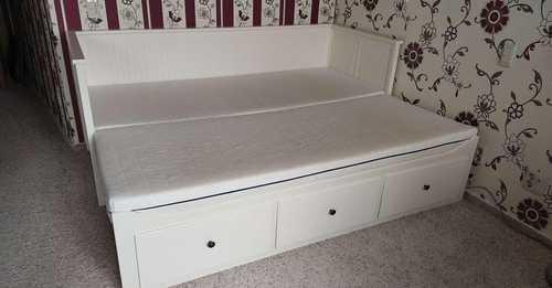 Двуспальная кровать hemnes IKEA
