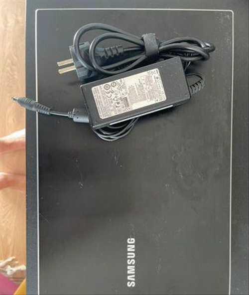 Ноутбук Samsung NP300V5A