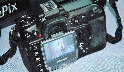 Fujifilm FinePix S5 Pro