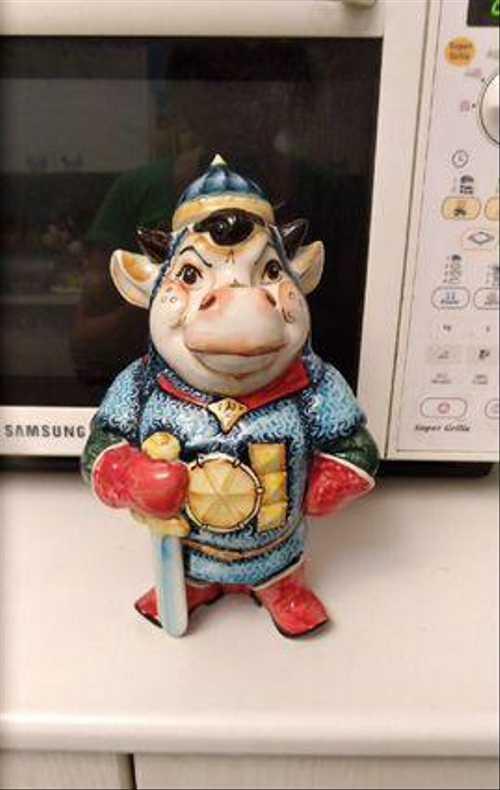 Бык-Русский богатырь,штоф для вина,символ года