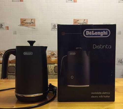 Капучинатор Delonghi Distina