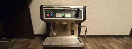 Кофемашина nuova simonelli appia II 1 GR S