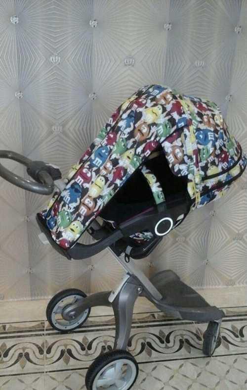 Летний кит M&M’s для колясок Stokke