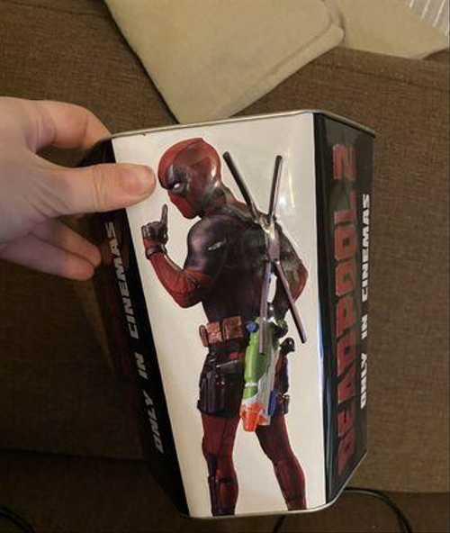 Ведро для попкорна с DeadPool