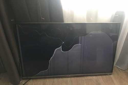 Телевизор LG 42 дюйма разбитый