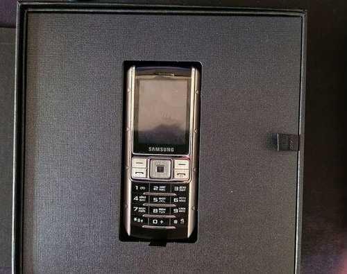 Мобильный телефон Samsung Ego GT-S9402 Ego sil/blk