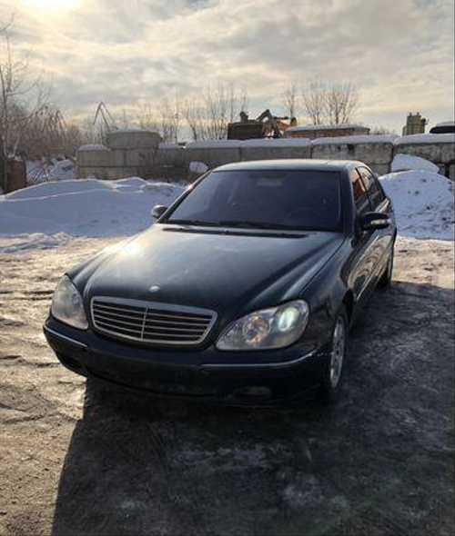 220 бу. Mercedes w220. Мерседес s220. Мерседес 220. В 220 Мерседес в 220.