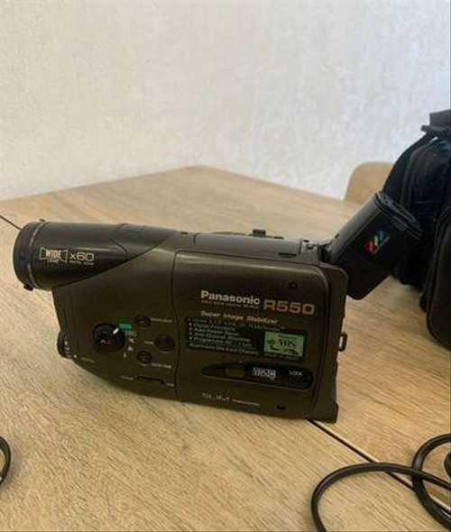 Видеокамера Panasonic NV-R550