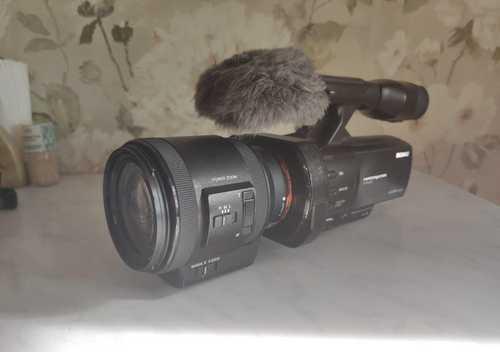 Видеокамера Sony NEX-VG900 + selp18200