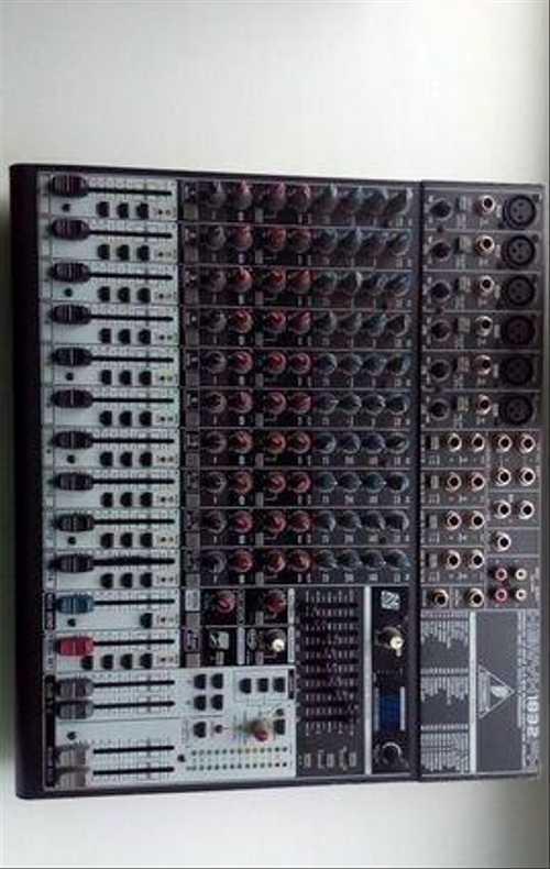 Микшерный пульт behringer xenyx 1832fx