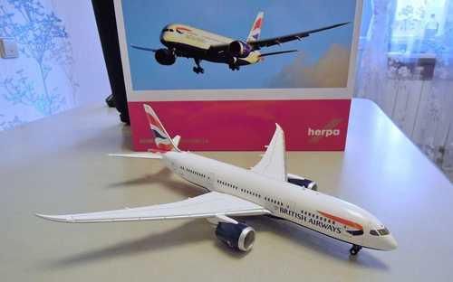 Модели Boeing B-787 Dreamliner, масштаб 1/200