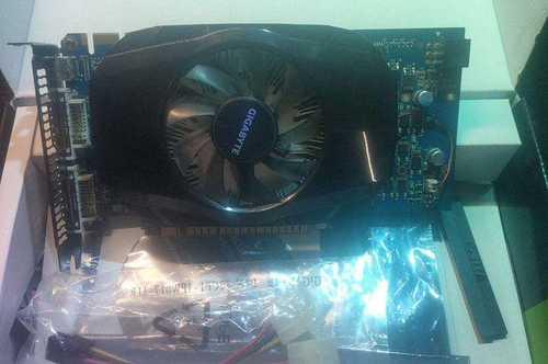 Gigabate geforce gtx 550