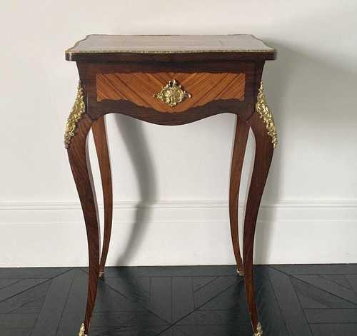 Столик для украшений в стиле эпохи Людовика XV