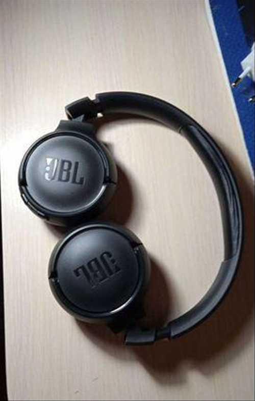 Беспроводные наушники JBL Tune500BT