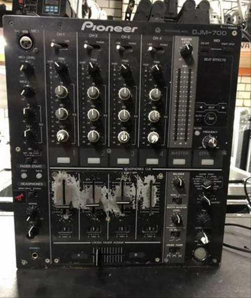 Микшерный пульт Pioneer DJM700
