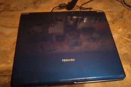 Уже винтажный ноутбук Toshiba