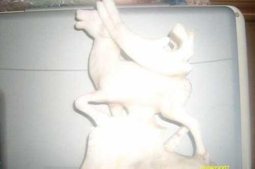 Статуэтка оленя из мрамора белого СССР