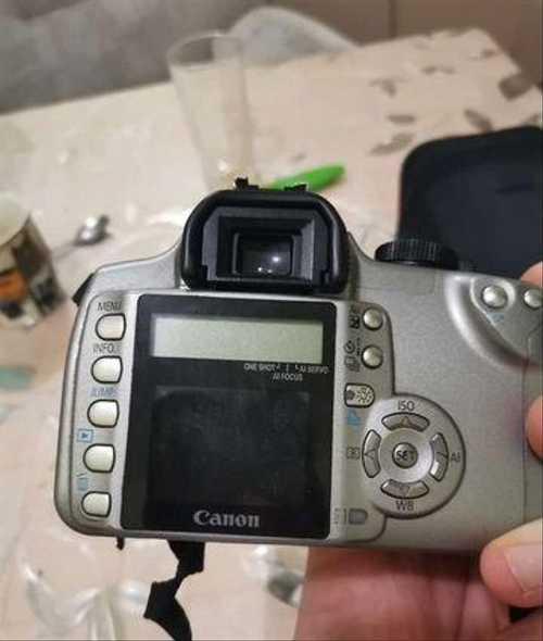 Зеркальный фотоаппарат canon с макрообьективом