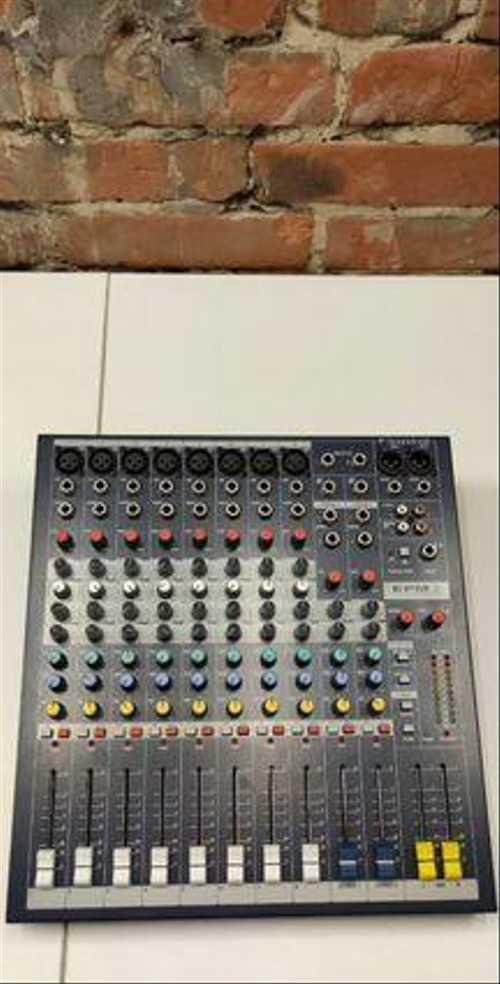 Soundcraft EPM8