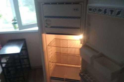 Холодильник бу Памир 7.Доставка