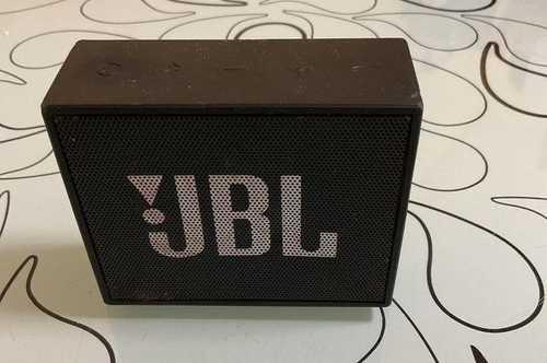 Портативная аудиоколонка JBL GO