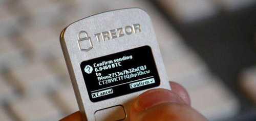 Мультивалютный аппаратный кошелек Trezor