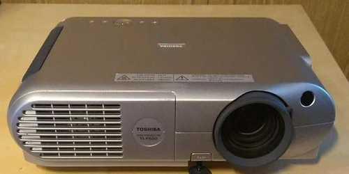 Проектор Toshiba TLP-650