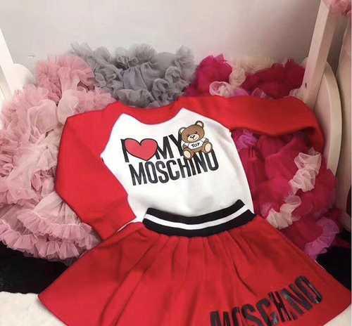 Костюм moschino