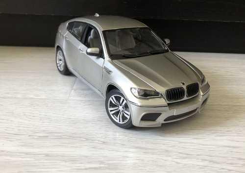 BMW X6M 1/18 Burago