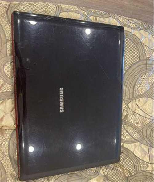Ноутбук samsung NP-R560