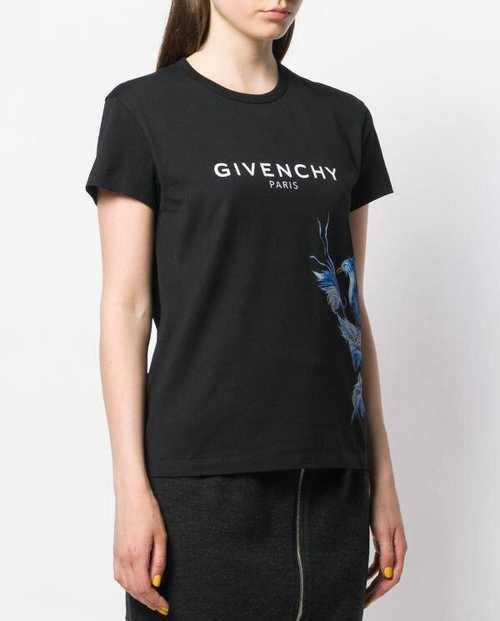 Женская Футболка Givenchу чёрная и белая