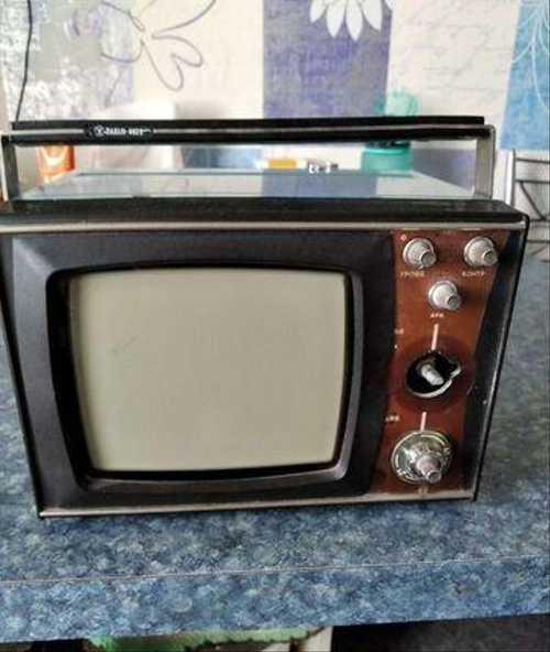Переносной транзисторный телевизор. Рабочий