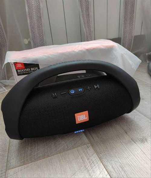Колонка jbl boombox