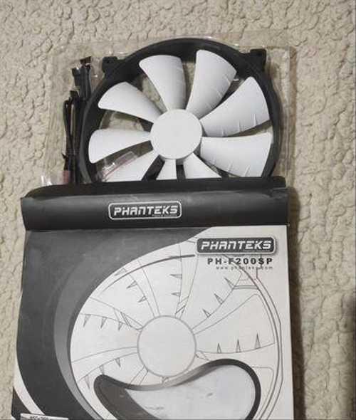 Корпусной вентилятор 200мм от Phanteks