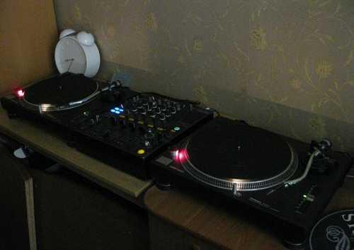 2x Technics SL-1210MK2 + Pioneer DJM-800 + кофр