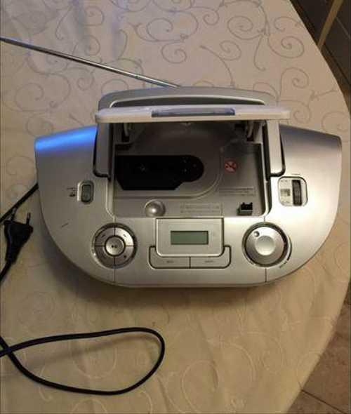 Philips MP-3, CD, Радио