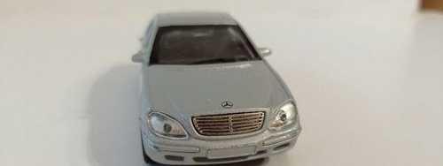 Модель Mercedes S-Class W220 Welly