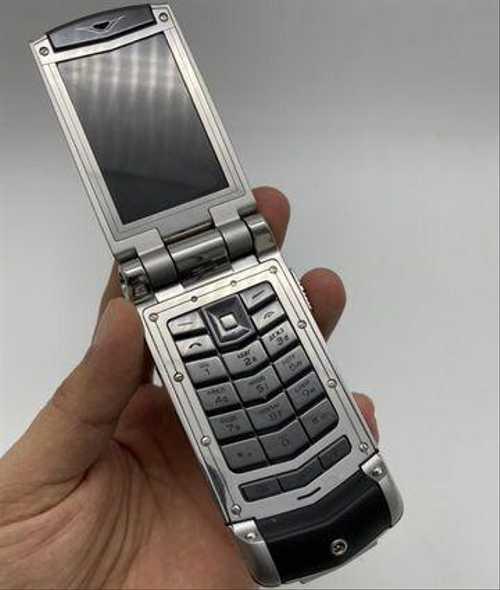 Vertu Constellation Ayxta F Ceramic