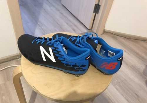 Футбольные мужские бутсы New Balance 41 размера