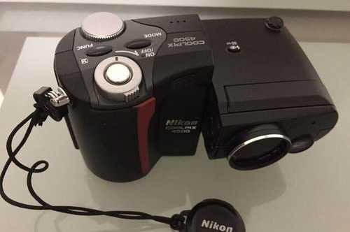 Цифровая фотокамера Nikon Coolpix 4500