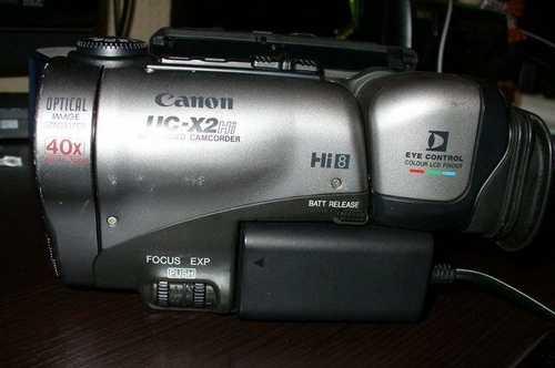 Видеокамера Canon UC-X2 Hi и штатив
