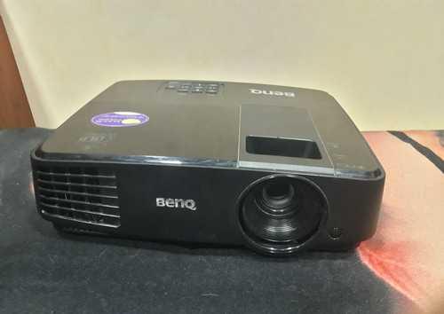 Проектор для домашнего кинотеатра Benq